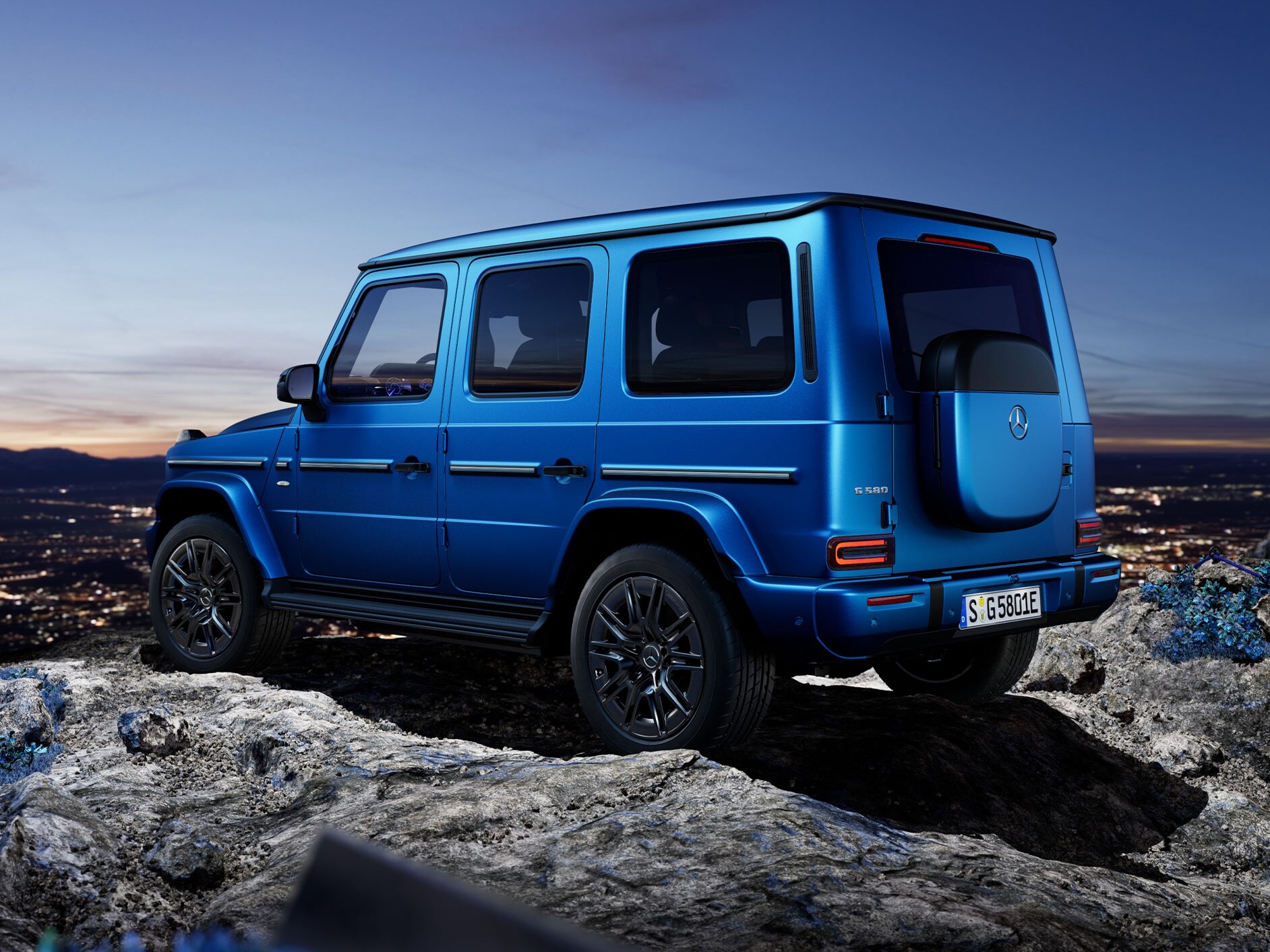 SUVs | Mercedes-Benz